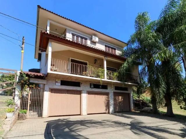 Casa / Sobrado para Venda em Canoas/RS São José 6 Quartos