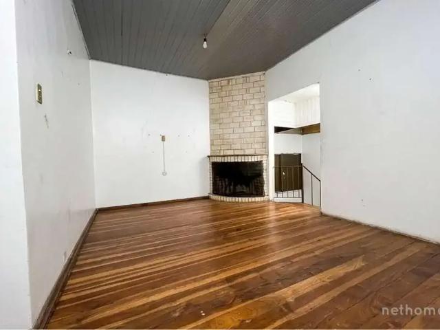 Casa / Sobrado para Venda em Canoas/RS São José 9 Quartos