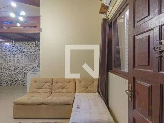 Casa / Sobrado para Venda em Canoas/RS São José 2 Quartos