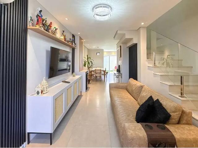 Casa / Sobrado para Venda em Canoas/RS São José 2 Quartos
