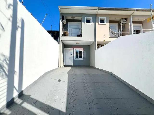 Casa / Sobrado para Venda em Canoas/RS São José 2 Quartos