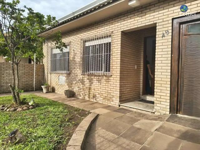 Casa / Sobrado para Venda em Canoas/RS São José 2 Quartos