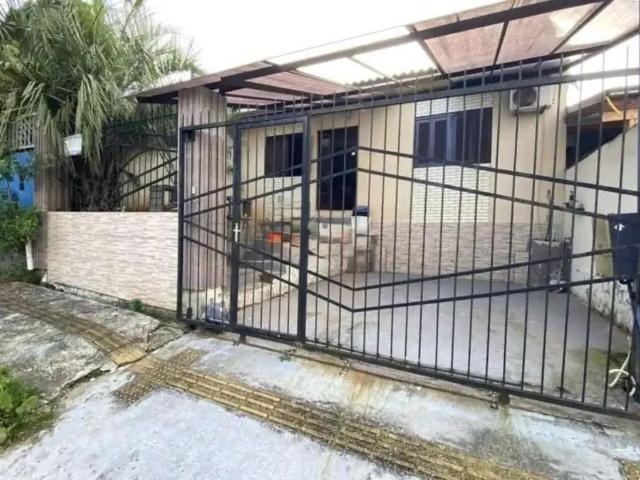 Casa / Sobrado para Venda em Canoas/RS São José 2 Quartos