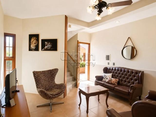 Casa / Sobrado para Venda em Canoas/RS São José 3 Quartos