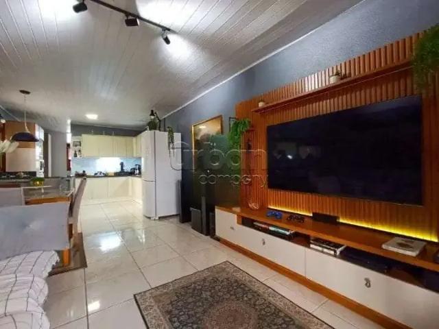 Casa / Sobrado para Venda em Canoas/RS São José 3 Quartos