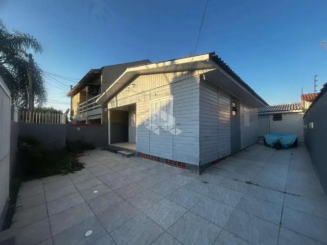 Casa / Sobrado para Venda em Canoas/RS São José 3 Quartos