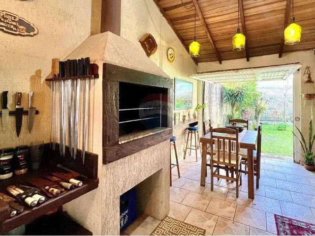 Casa / Sobrado para Venda em Canoas/RS São José 3 Quartos