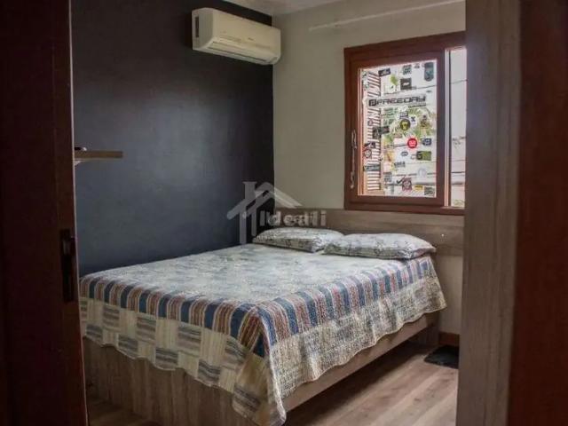 Casa / Sobrado para Venda em Canoas/RS São José 3 Quartos