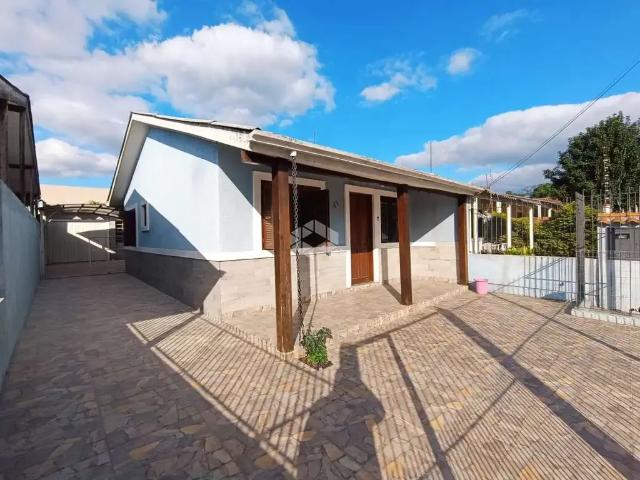 Casa / Sobrado para Venda em Canoas/RS São José 3 Quartos