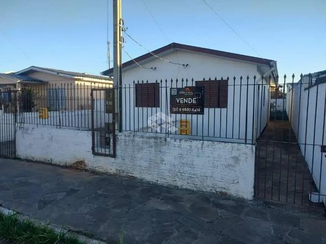 Casa / Sobrado para Venda em Canoas/RS São Luis 4 Quartos