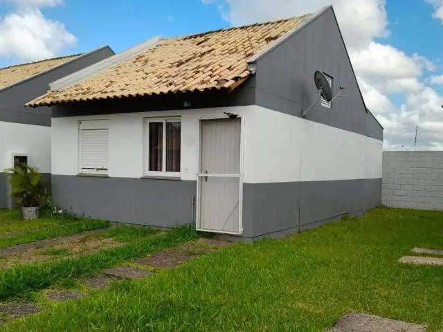 Casa / Sobrado para Venda em Canoas/RS São Luis 2 Quartos