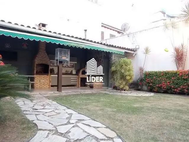 Casa / Sobrado para Venda em Cabo Frio/RJ Vila Nova 3 Quartos