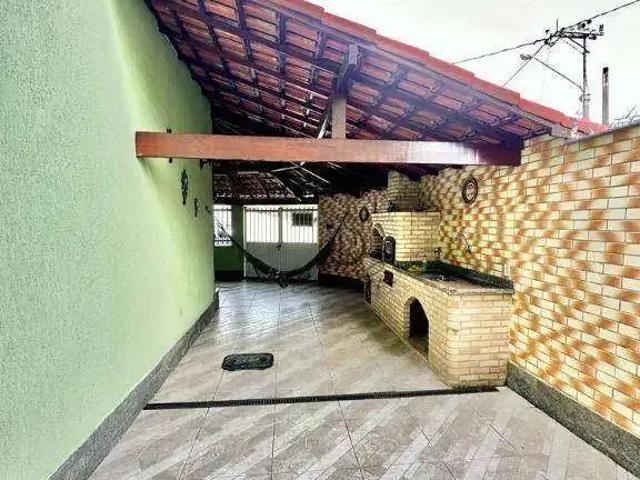 Casa / Sobrado para Venda em Cabo Frio/RJ Vila Blanche 4 Quartos