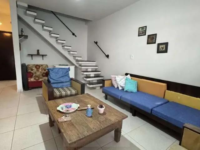 Casa / Sobrado para Venda em Cabo Frio/RJ Algodoal 4 Quartos