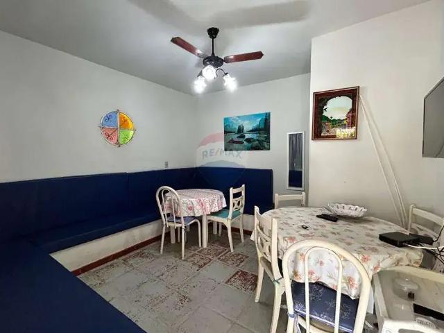 Casa / Sobrado para Venda em Cabo Frio/RJ Caminho de Búzios 2 Quartos