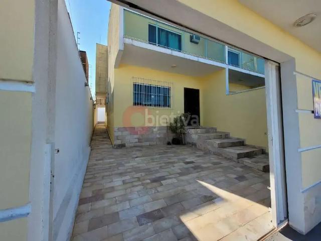 Casa / Sobrado para Venda em Cabo Frio/RJ Colinas do Peró 3 Quartos