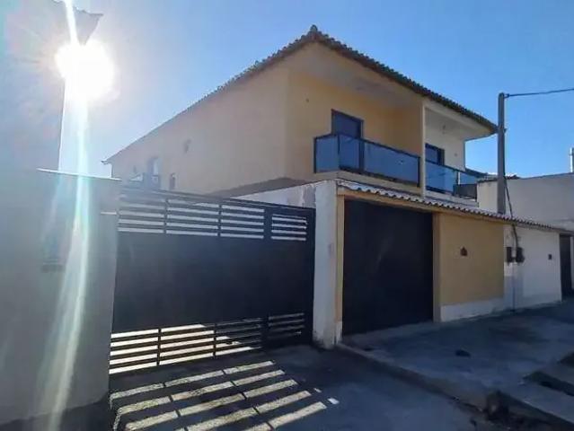 Casa / Sobrado para Venda em Cabo Frio/RJ Foguete 4 Quartos