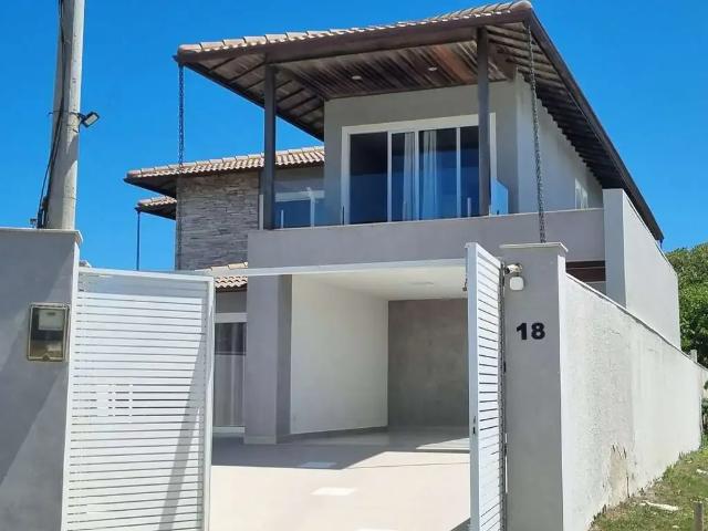 Casa / Sobrado para Venda em Cabo Frio/RJ Praia do Foguete 4 Quartos