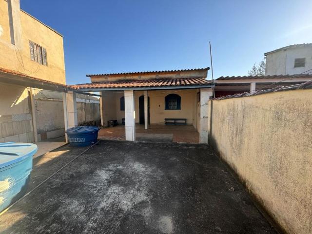 Casa / Sobrado para Venda em Cabo Frio/RJ Florestinha I Tamoios 2 Quartos