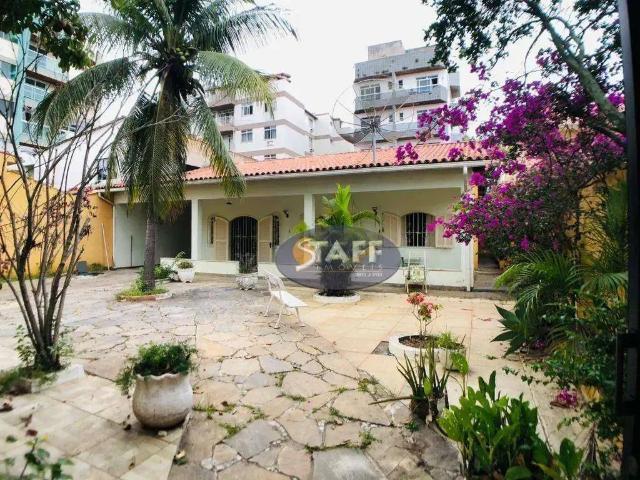 Casa / Sobrado para Venda em Cabo Frio/RJ Itajuru 3 Quartos