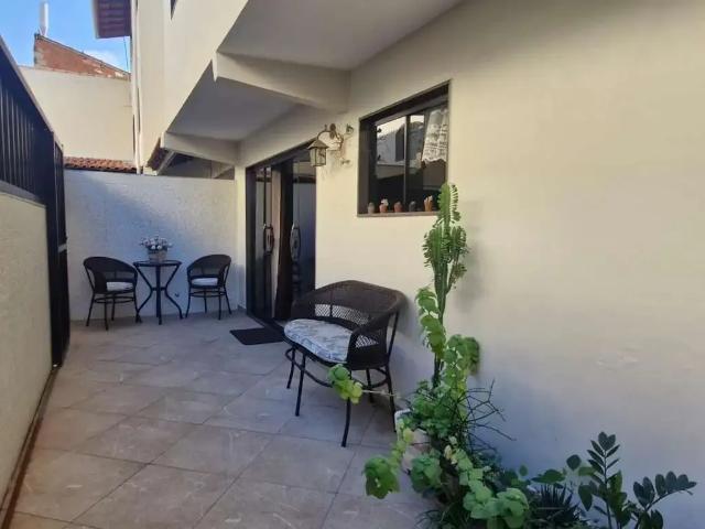 Casa / Sobrado para Venda em Cabo Frio/RJ Jardim Caiçara 3 Quartos