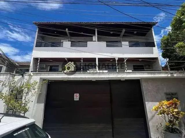 Casa / Sobrado para Venda em Cabo Frio/RJ Jardim Excelsior 12 Quartos
