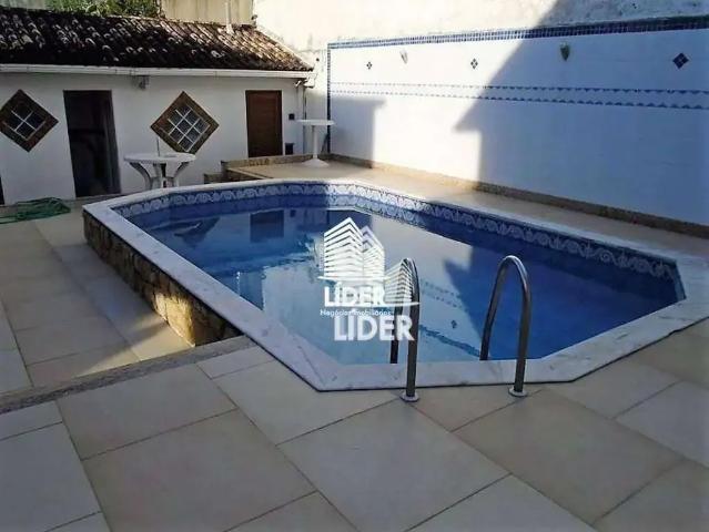 Casa / Sobrado para Venda em Cabo Frio/RJ Jardim Excelsior 4 Quartos