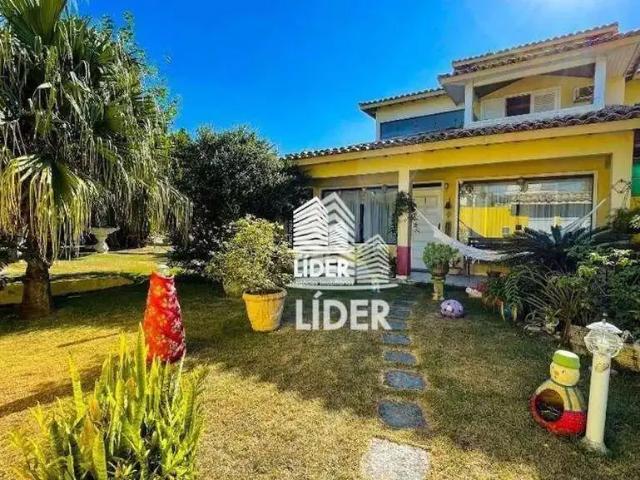 Casa / Sobrado para Venda em Cabo Frio/RJ Jardim Excelsior 4 Quartos