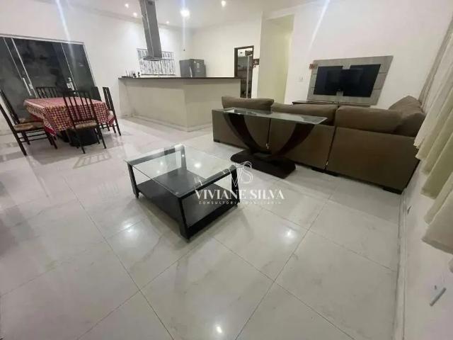 Casa / Sobrado para Venda em Cabo Frio/RJ Jardim Flamboyant 4 Quartos