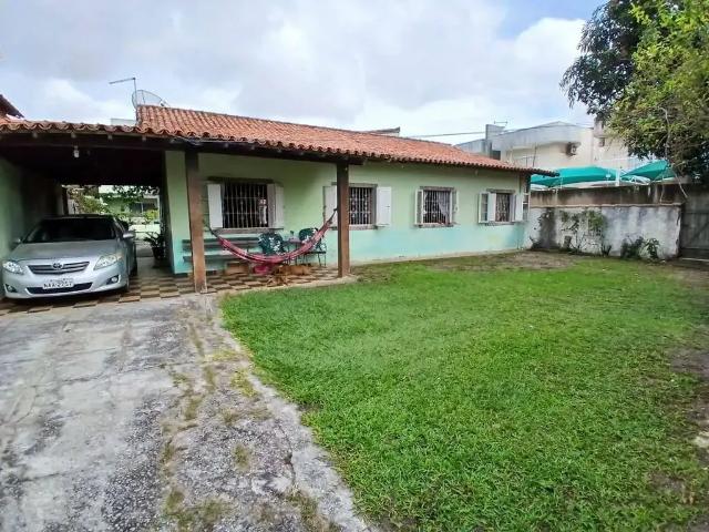 Casa / Sobrado para Venda em Cabo Frio/RJ Jardim Flamboyant 4 Quartos