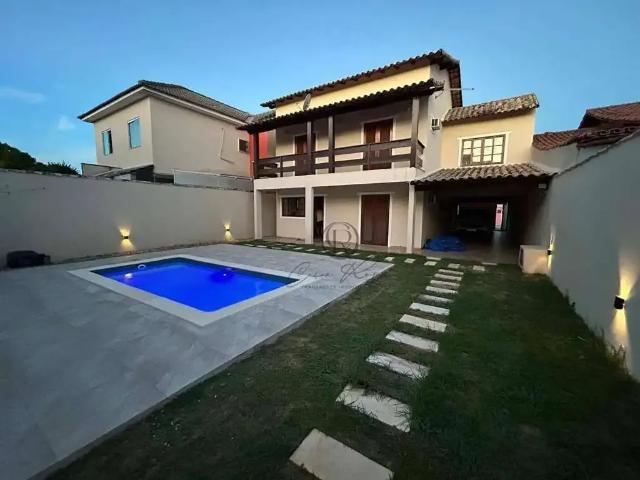 Casa / Sobrado para Venda em Cabo Frio/RJ Jardim Flamboyant 4 Quartos
