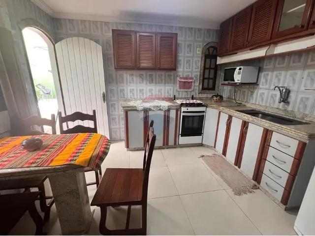 Casa / Sobrado para Venda em Cabo Frio/RJ Jardim Flamboyant 5 Quartos