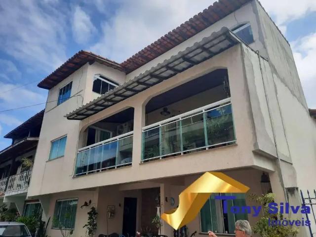 Casa / Sobrado para Venda em Cabo Frio/RJ Jardim Flamboyant 3 Quartos