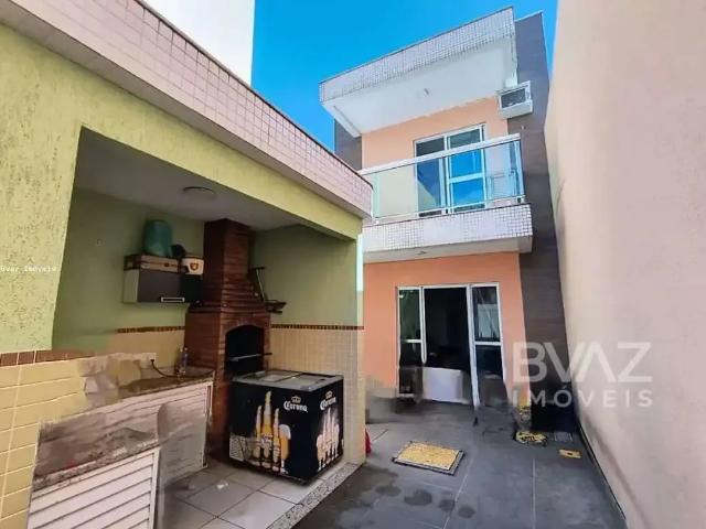 Casa / Sobrado para Venda em Cabo Frio/RJ Jardim Flamboyant 3 Quartos