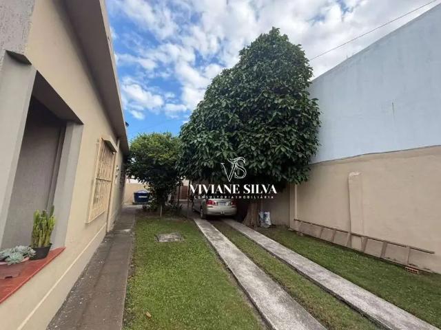 Casa / Sobrado para Venda em Cabo Frio/RJ Jardim Flamboyant 3 Quartos