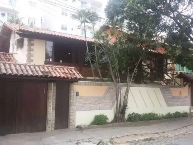 Casa / Sobrado para Venda em Cabo Frio/RJ Jardim Machado 3 Quartos