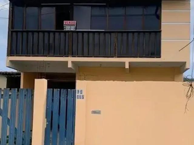 Casa / Sobrado para Venda em Cabo Frio/RJ Jardim Peró 3 Quartos