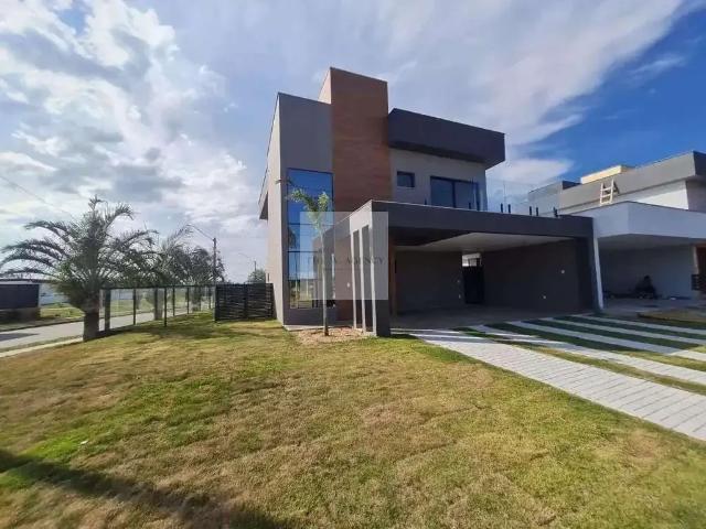 Casa / Sobrado para Venda em Cabo Frio/RJ Ogiva 4 Quartos
