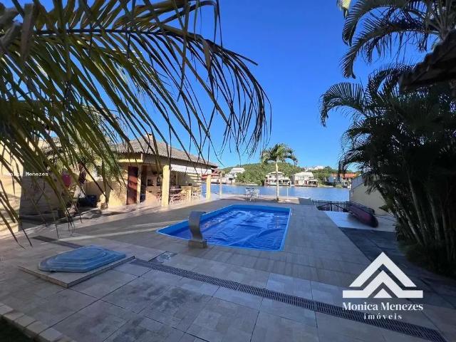 Casa / Sobrado para Venda em Cabo Frio/RJ Ogiva 4 Quartos