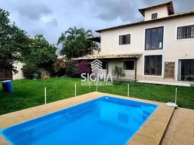 Casa / Sobrado para Venda em Cabo Frio/RJ Ogiva 4 Quartos