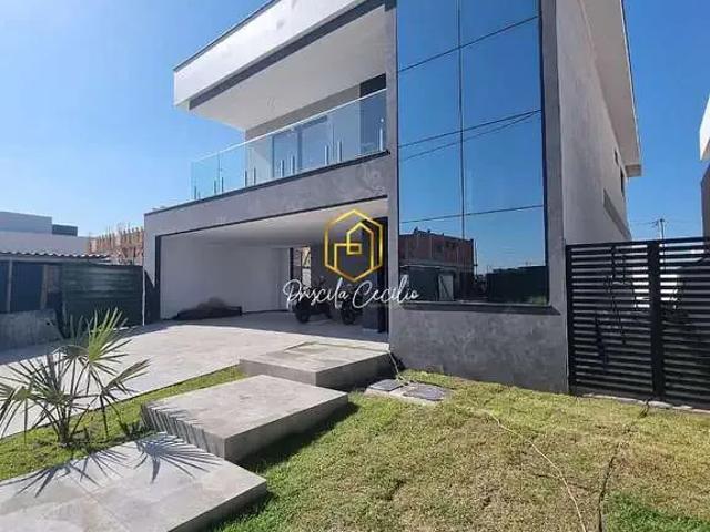 Casa / Sobrado para Venda em Cabo Frio/RJ Ogiva 4 Quartos