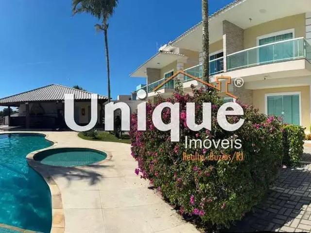 Casa / Sobrado para Venda em Cabo Frio/RJ Ogiva 4 Quartos