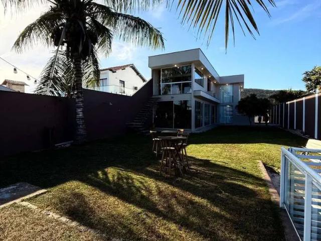 Casa / Sobrado para Venda em Cabo Frio/RJ Ogiva 3 Quartos