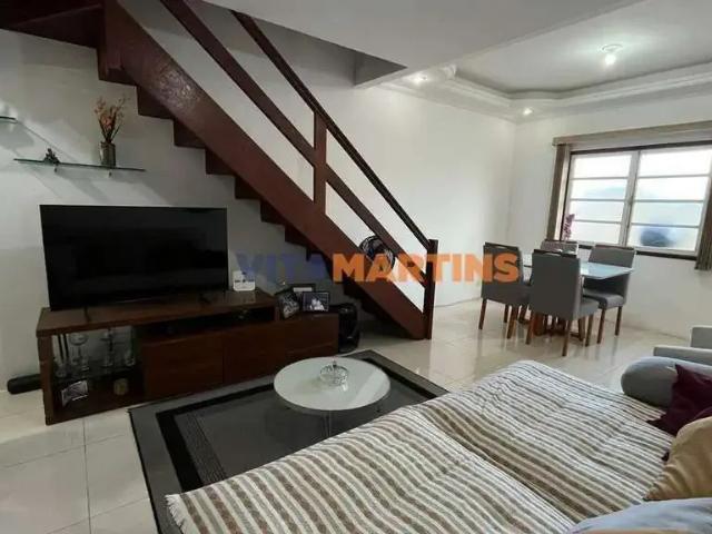 Casa / Sobrado para Venda em Cabo Frio/RJ Ogiva 3 Quartos