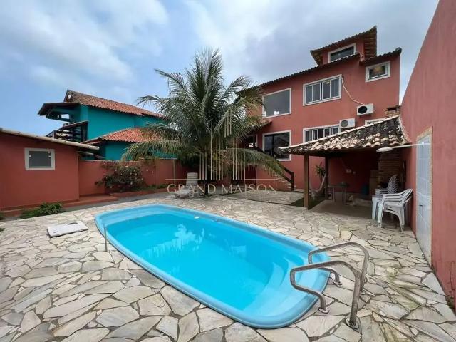 Casa / Sobrado para Venda em Cabo Frio/RJ Ogiva 3 Quartos