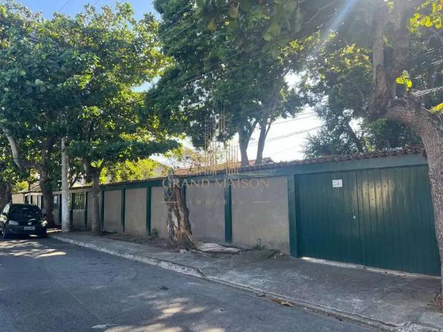 Casa / Sobrado para Venda em Cabo Frio/RJ Palmeiras 3 Quartos