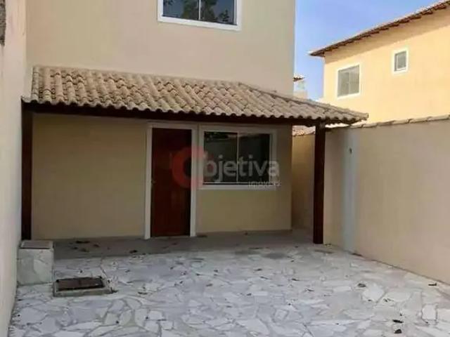 Casa / Sobrado para Venda em Cabo Frio/RJ Palmeiras 3 Quartos