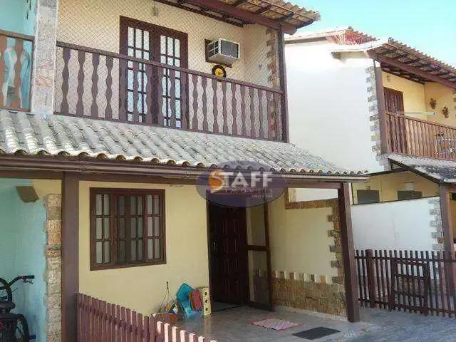Casa / Sobrado para Venda em Cabo Frio/RJ Palmeiras 2 Quartos