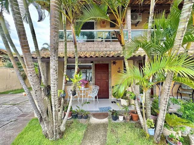 Casa / Sobrado para Venda em Cabo Frio/RJ Palmeiras 2 Quartos