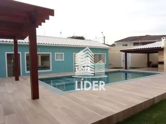 Casa / Sobrado para Venda em Cabo Frio/RJ Palmeiras 4 Quartos